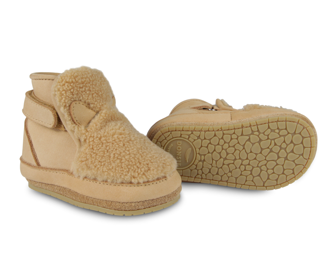 Richy | Lion | Caramel Curly Faux Fur – Donsje Amsterdam